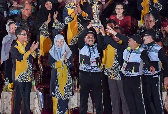 Terengganu juara keseluruhan Sukma ke-19 Perak | Astro Awani