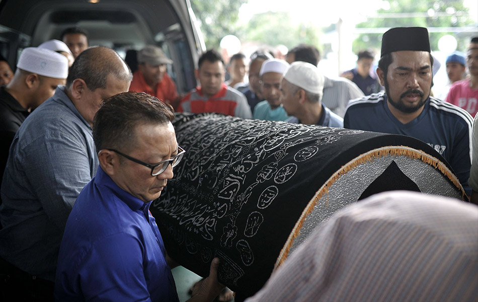 Datuk Haji Hasbullah Awang's funeral | Astro Awani