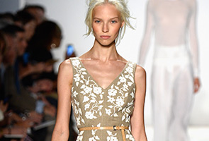 France takes aim at ultra-skinny models | AWANI International