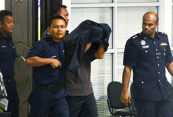 Carian mengenai topik koperal-sirul-azhar-umar | Astro Awani