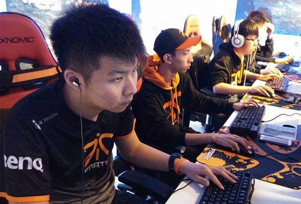 Astro launches eGG, the first eSports channel in Southeast Asia | AWANI ...