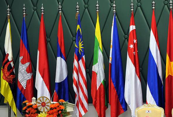 Lahirnya Komuniti ASEAN hari ini | Astro Awani