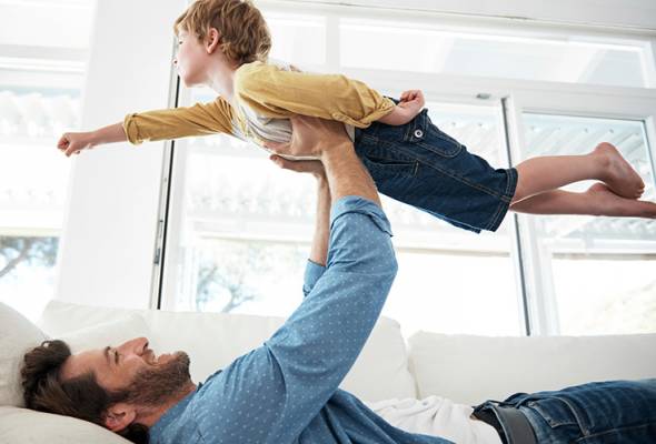 Study highlights benefits of fathers' roles in children's lives | Astro ...