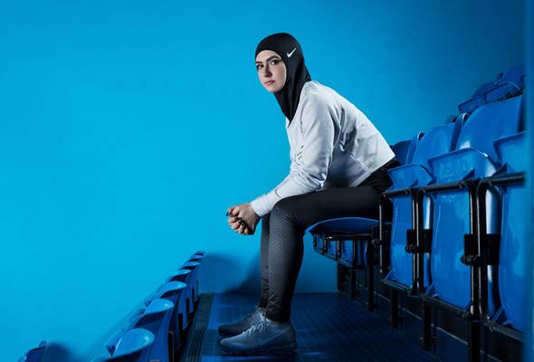 Nike to launch high-tech hijab for female Muslim athletes | AWANI ...