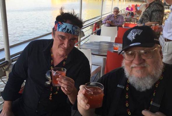 Foto Quentin Tarantino dan George R.R. Martin di Kuching tular | Astro ...
