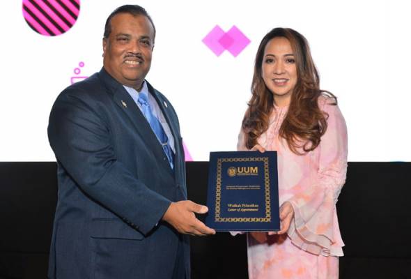Astro's Rohana Rozhan appointed as UUM adjunct professor | AWANI ...
