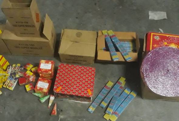 Carian mengenai topik mercun-tahun-baharu-cina | Astro Awani