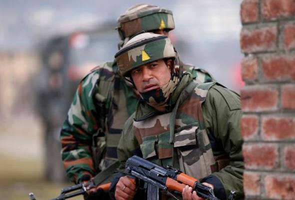 Tentera India tembak mati 8 suspek pengganas di selatan Kashmir | Astro ...