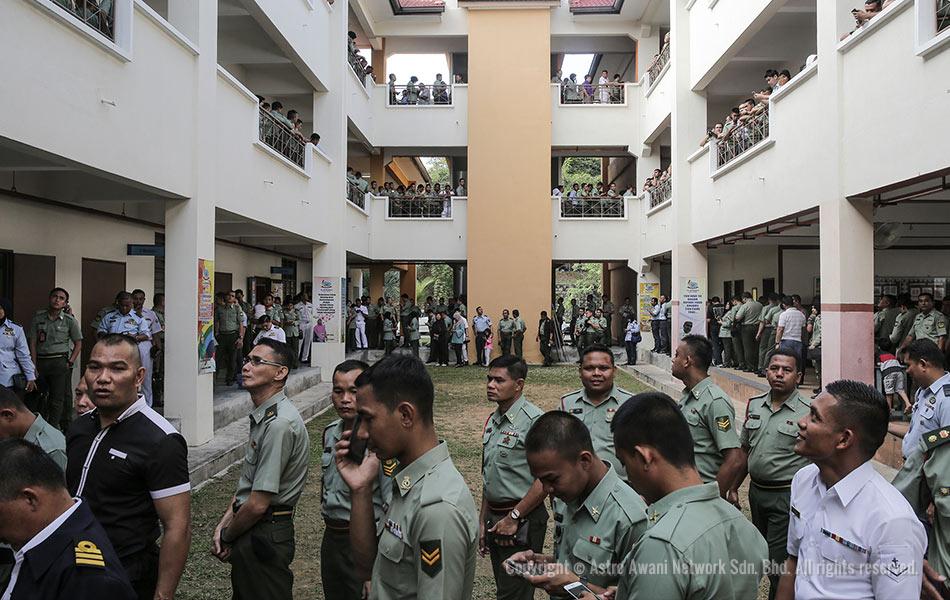 Undi awal Pilihan Raya Umum Ke-14 | Foto | Astro Awani