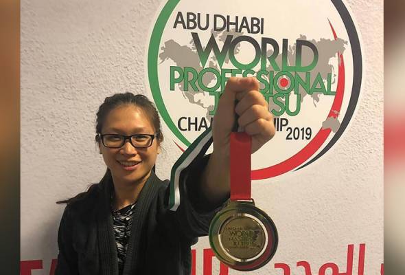 Cassandra raih emas Kejohanan Dunia Jiu-jitsu Abu Dhabi | Astro Awani