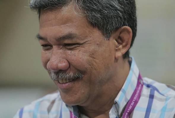 Malaysia's FM Mohamad delivers witty response to Carlson's claim on ...