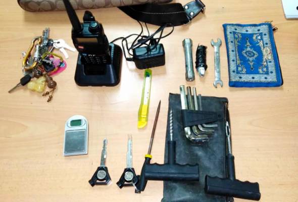 Tak serik ditangkap polis kes dadah dan samun, sekarang meragut pula ...