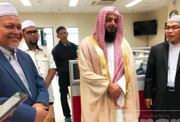 Carian mengenai topik syeikh-abdul-rahman-abdul-latif-al-mahmud | Astro Awani