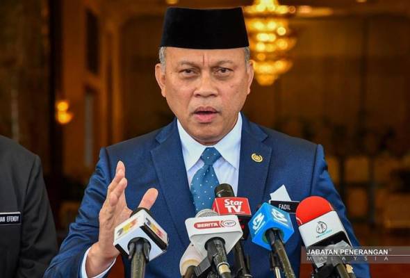 Agong seru rakyat patuhi Perintah Kawalan Pergerakan | Astro Awani Agong seru rakyat patuhi Perintah Kawalan Pergerakan | Astro Awani
