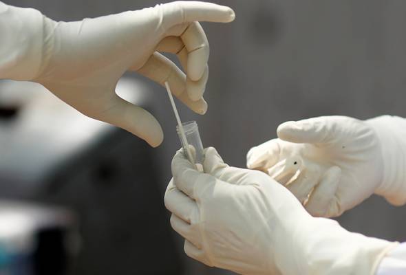 COVID-19: MOH declares end of 13 clusters | AWANI International