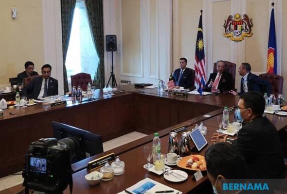 Sidang Kemuncak ASEAN secara maya bermula semasa dunia berdepan COVID ...