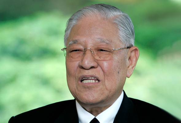 Taiwan's 'Mr Democracy' Lee Teng-hui dies aged 97 in Taipei | Astro Awani