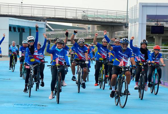 Warga Malaysia di Bangkok anjur Merdeka Fun Ride semarak semangat ...