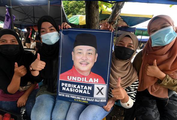 Hajiji Noor, well-known political figure in Sabah | AWANI International