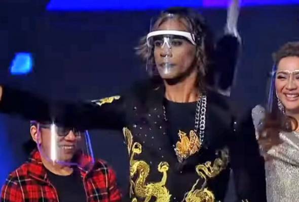 Cliff Umar dinobat juara GV7 | Astro Awani