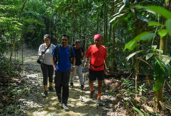 Wira Everest kongsi pengalaman sempena pendakian santai Krismas | Astro ...