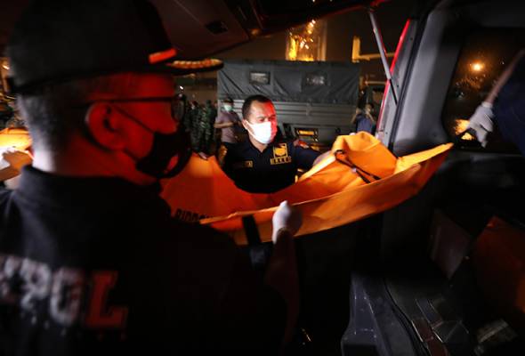 Nahas Sriwijaya: Palang Merah sediakan 100 beg mayat, bot | Astro Awani