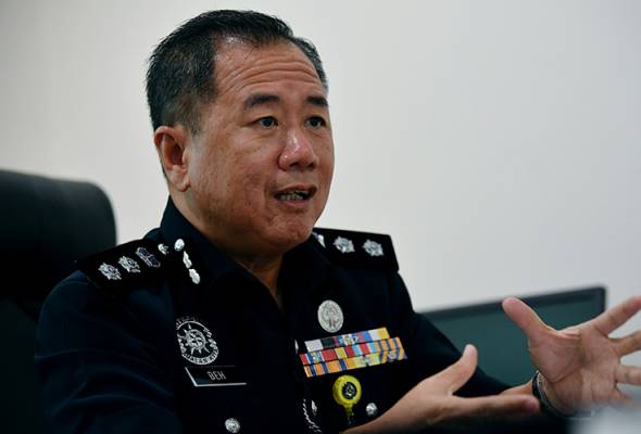 Kanak-kanak perempuan maut dipercayai didera pengasuh | Astro Awani