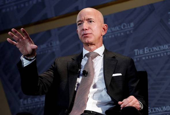 Jeff Bezos letak jawatan CEO Amazon, dilantik pengerusi | Astro Awani