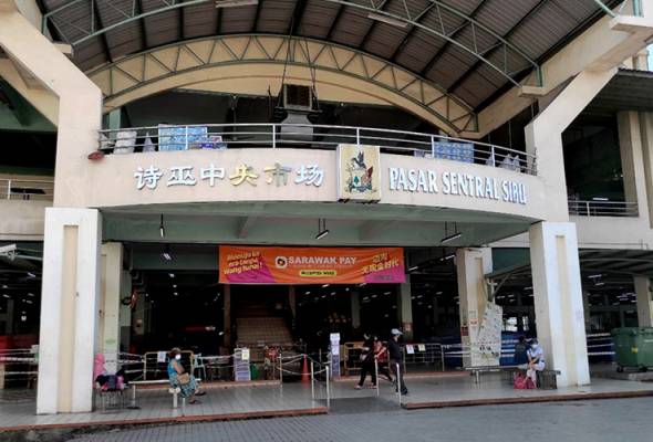 COVID-19: Semua penjaja di Pasar Sentral Sibu akan disaring | Astro Awani