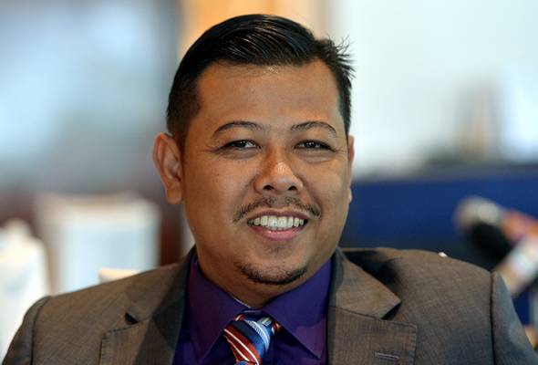 Mohd Razlan umum peletakan jawatan Lembaga Pengarah LTAT | Astro Awani