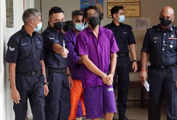 Suspek conteng dinding bangunan awam direman tiga hari | Astro Awani