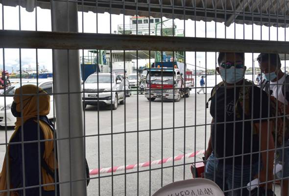 COVID-19: Labuan mungkin kuat kuasa kuarantin wajib 14 hari | Astro Awani