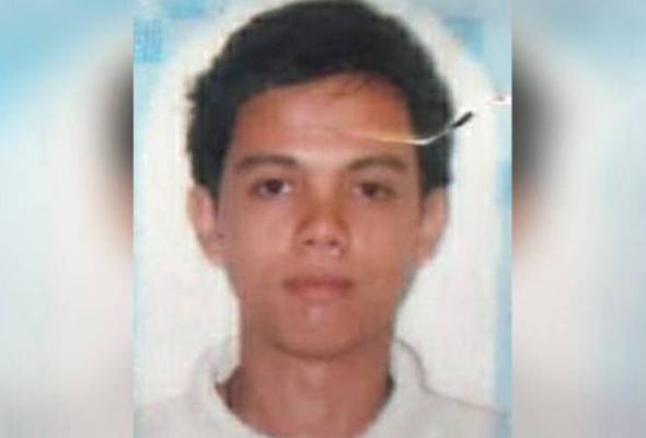 Penyelam tarik bot karam dikhuatiri lemas | Astro Awani