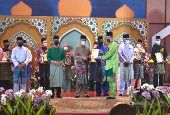 Chan Chin Ho terima anugerah tokoh Maulidur Rasul | Astro Awani