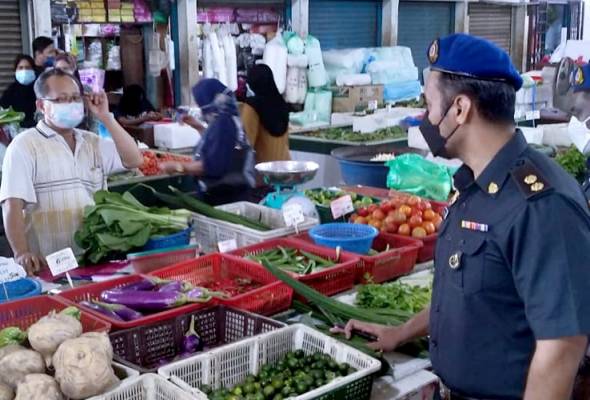 KPDNHEP launches Ops Pasar to monitor vegetable price hike | AWANI ...