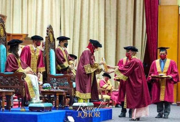 Selepas tiga tahun tangguh Majlis Konvokesyen, UTM raikan 8,956 graduan ...