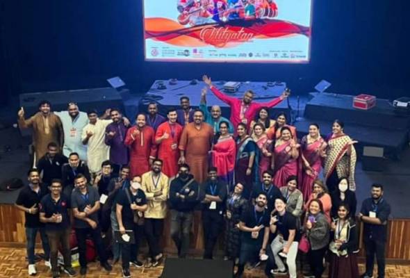 Local Indian musical ensemble mesmerise audience | AWANI International