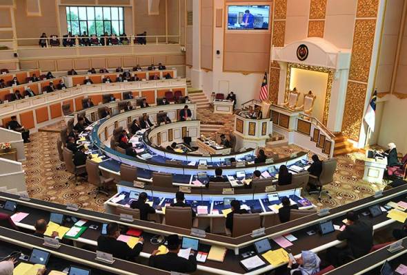 Melaka tables state budget 2022 of RM507.92 mln | Astro Awani