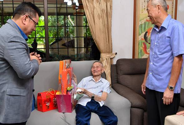Soh Tee Tong masih sihat pada usia 107 tahun | Astro Awani