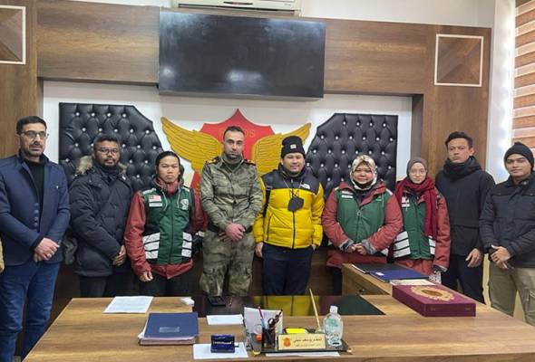 Free Syrian Police beri jaminan keselamatan NGO Malaysia | Astro Awani