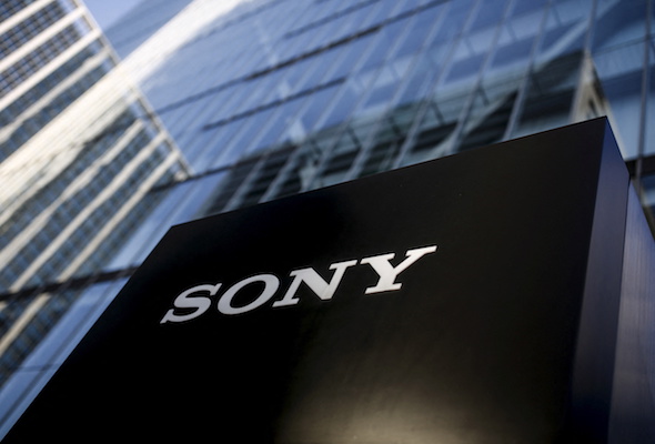 Sony teases details of next-gen VR headset | Astro Awani Sony teases details of next-gen VR headset | Astro Awani