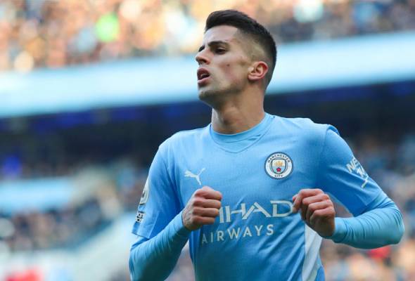 Cancelo lanjutkan kontrak di Manchester City hingga 2027 | Astro Awani