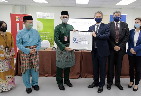 Hospital UKM jadi pusat latihan pembedahan pertama di luar UK | Astro Awani