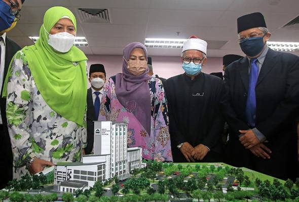 USIM develops Malaysia's first sign language Al-Quran application ...