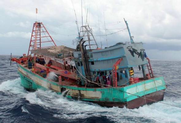 APMM tahan 15 nelayan Vietnam ceroboh perairan negara | Astro Awani