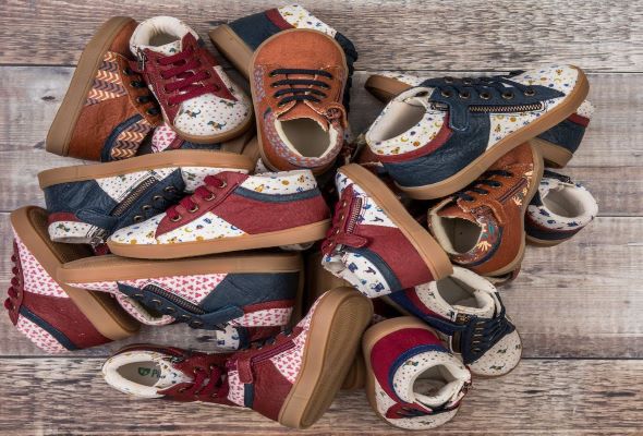 These stretchable shoes grow with your child's feet | AWANI International