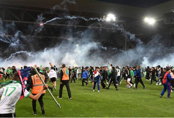 Saint-Etienne dihukum tolak tiga mata, empat perlawanan tanpa penyokong ... Saint-Etienne dihukum tolak tiga mata, empat perlawanan tanpa penyokong ...
