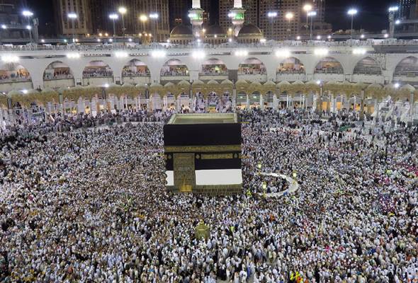 Haji: Jemaah Malaysia akan mula tiba di Mekah esok | Astro Awani Haji: Jemaah Malaysia akan mula tiba di Mekah esok | Astro Awani