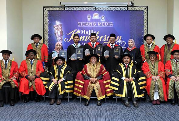 Kerajaan sasar pertingkat 35 peratus tenaga kerja berkemahiran tinggi ...