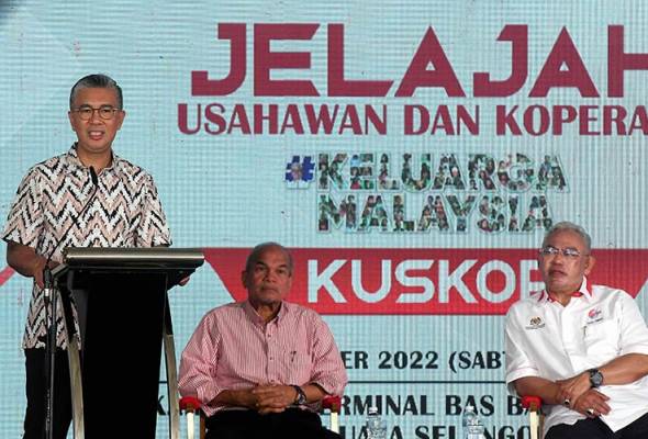 Kenaikan OPR bukan ditentukan kerajaan - Tengku Zafrul | Astro Awani Kenaikan OPR bukan ditentukan kerajaan - Tengku Zafrul | Astro Awani